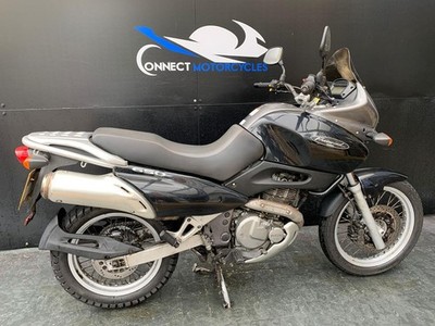 SUZUKI XF650 X FREEWIND PROJECT BIKE HPI CLEAR | Connect Motorcycles